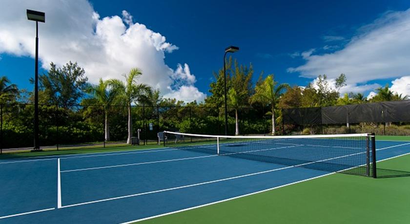 The Tuscany on Grace Bay Reviews | Tripexpert